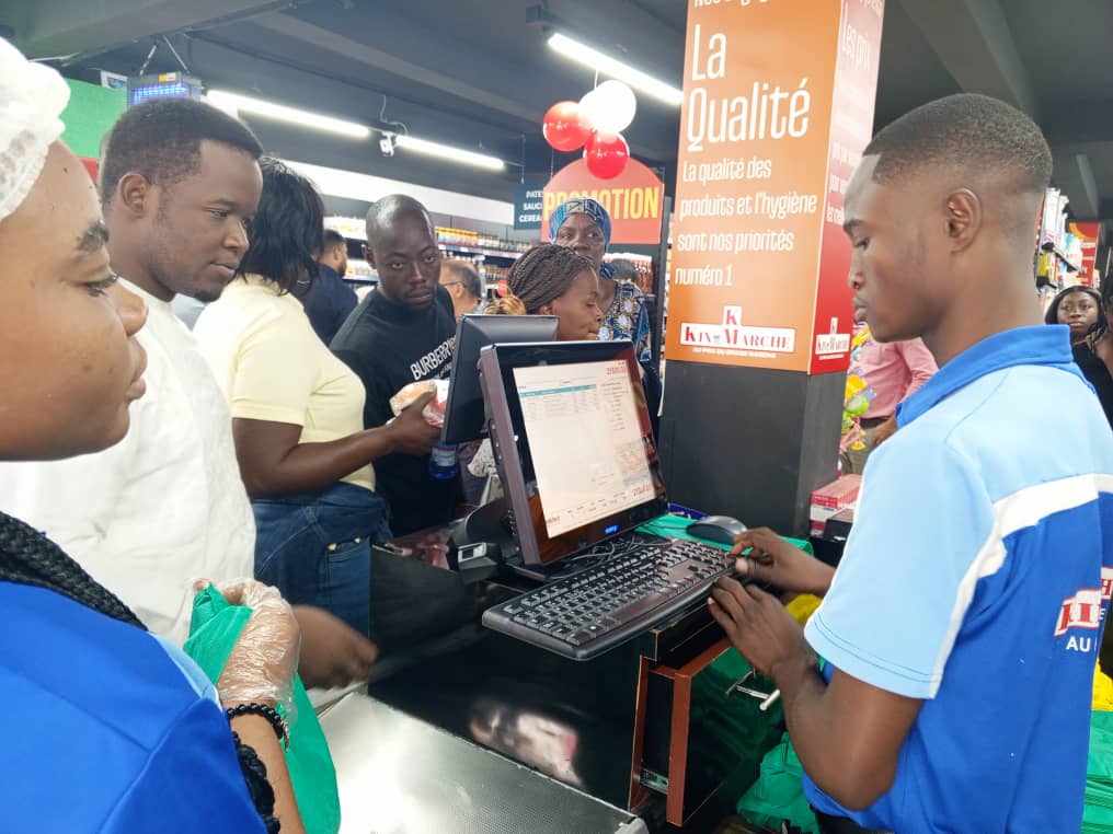 Kinshasa : un nouveau point de vente Kin Marché ouvert à Lingwala au croisement Itaga - 24 ...